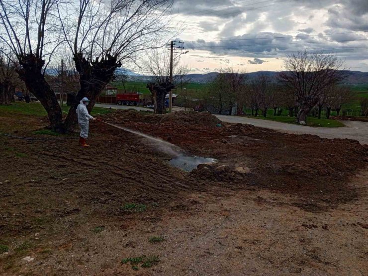 Elazığ’da larva ile mücadele sürüyor
